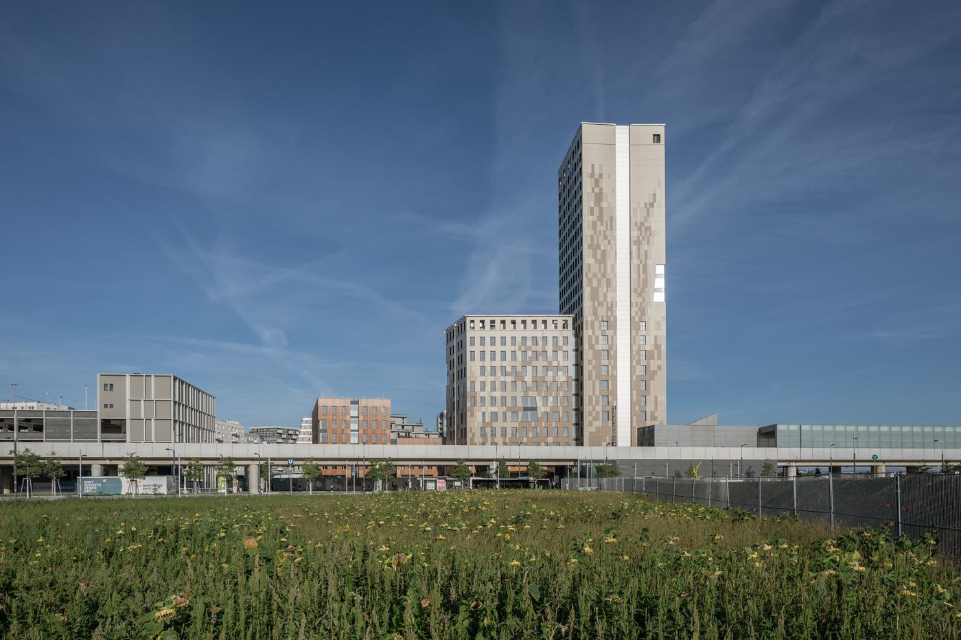HoHo Wien: Holz-Hybrid-Hochhaus mit Brettschichtholz