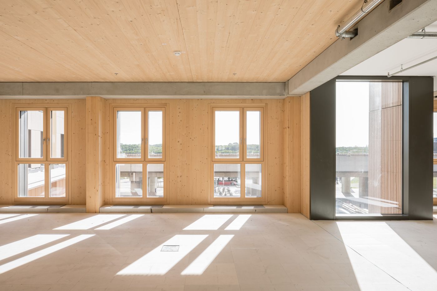 HoHo Wien: Holz-Hybrid-Hochhaus mit Brettschichtholz